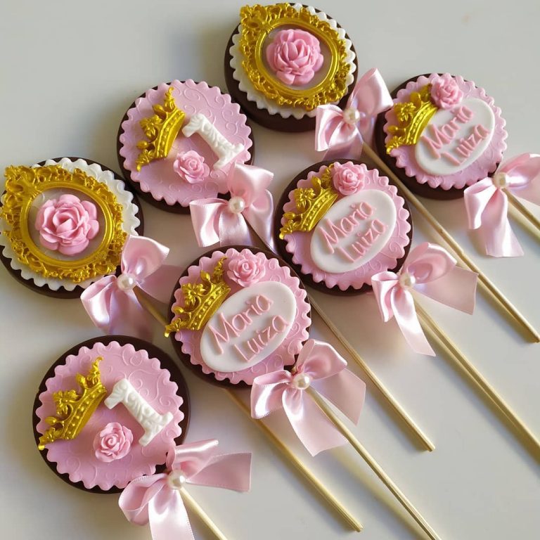 Ideias para festa princesa realeza luxo